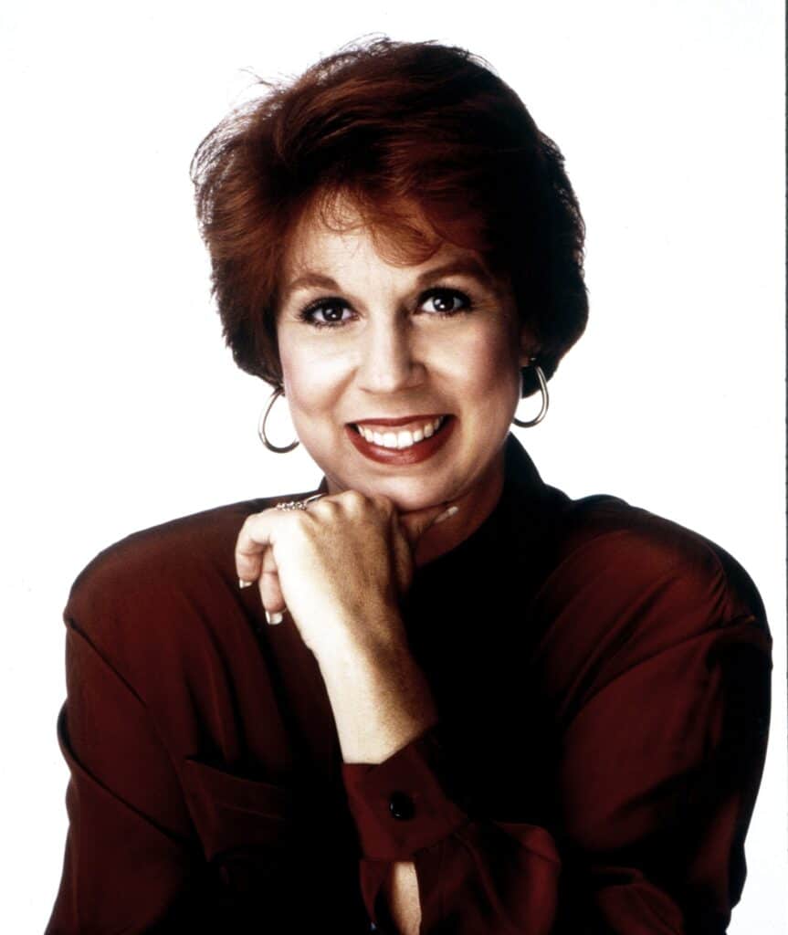 Vicki Lawrence’s Daughter Stuns In Scenic Photo With Mom