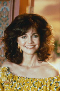 77-Year-Old Sally Field Looks Totally Different These Days In New Rare ...