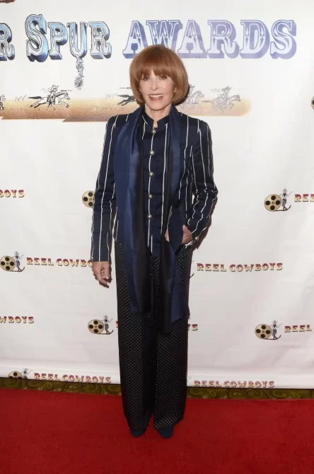 'Hart To Hart' Star Stefanie Powers Poses Alongside Julie Newmar