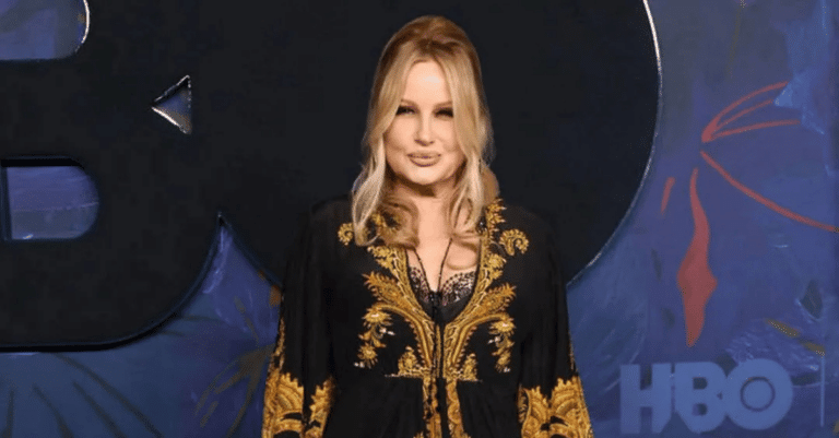 Fans Shocking Reactions To Jennifer Coolidge's Real Voice