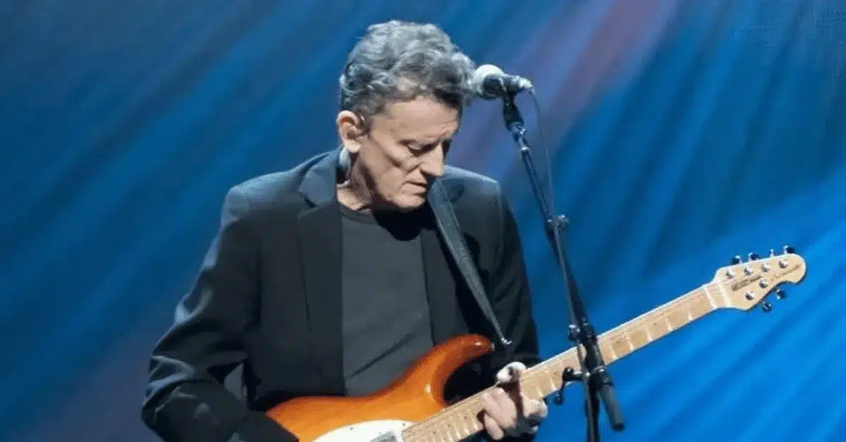 Eagles Guitarist Steuart Smith Is Battling Parkinsonism