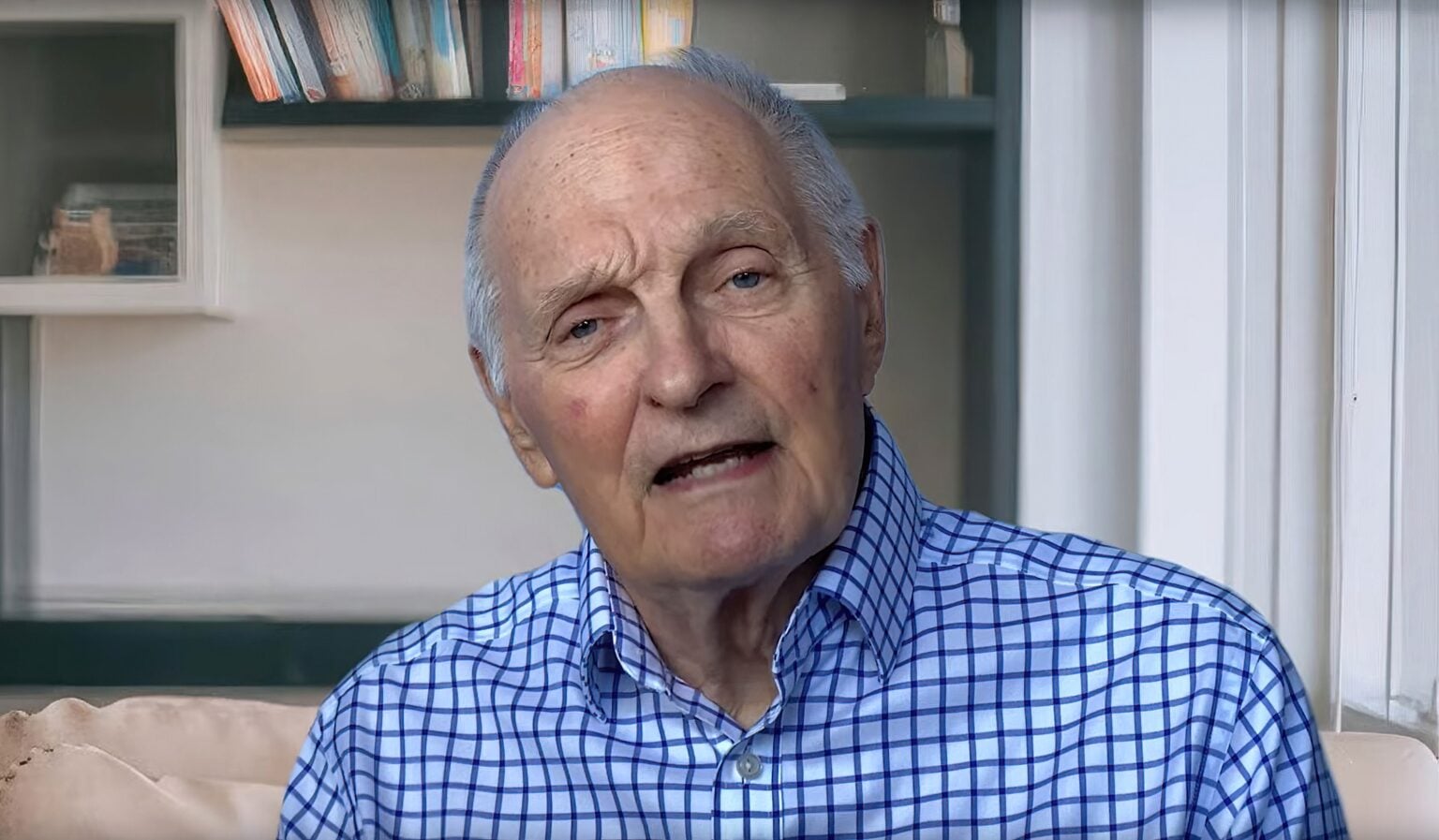 Alan Alda Reveals How 'M*A*S*H' Inspired Future Doctors
