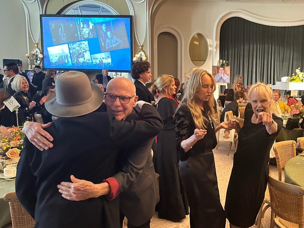 Chynna and Mackenzie Phillips Reunite at Brian Wilson Memorial