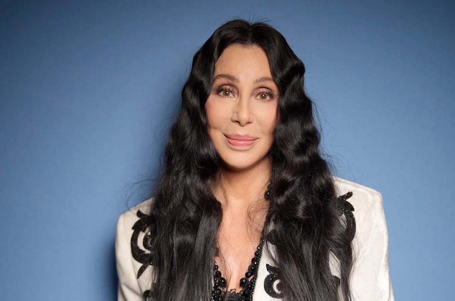 Cher Seeks Legal Fees From Sonny Bono’s Widow