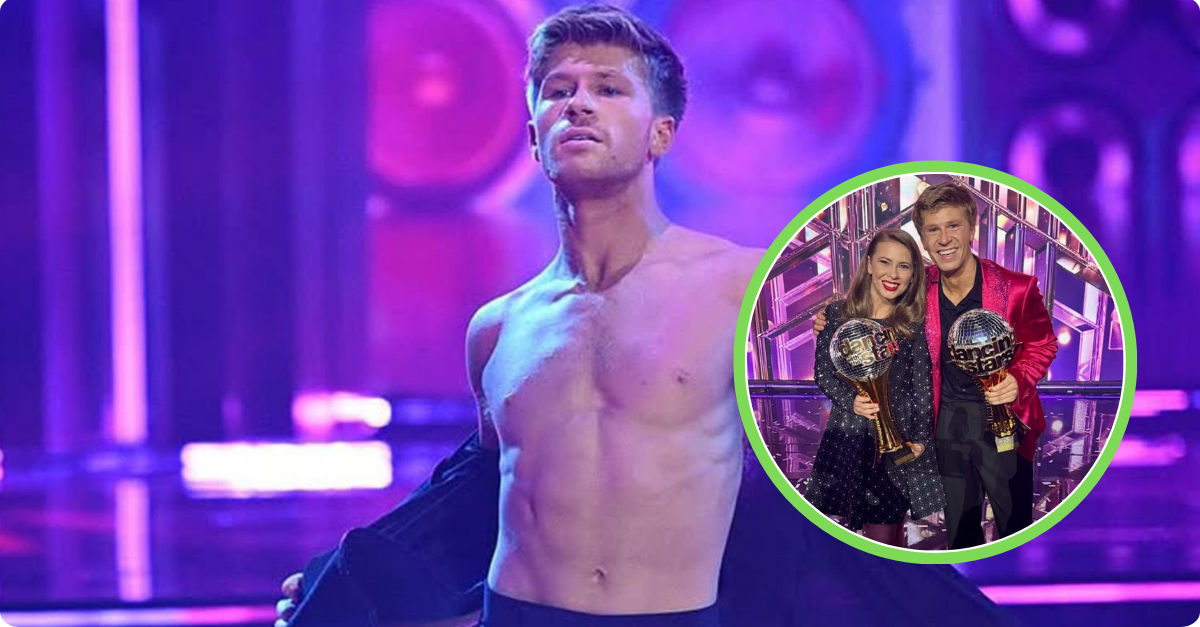 Robert Irwin Dancing with the Stars Wins Mirrorball Trophy